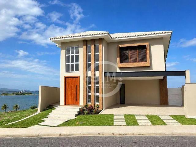 Casa / Sobrado em Condomínio para Venda em São Pedro da Aldeia/RJ Nova São Pedro 4 Quartos