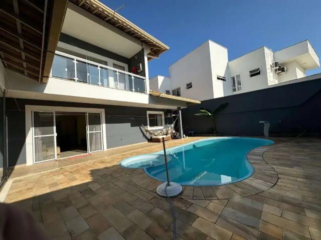 Casa / Sobrado em Condomínio para Venda em São Pedro da Aldeia/RJ Nova São Pedro 5 Quartos