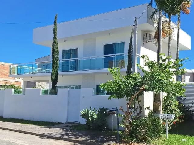 Casa / Sobrado em Condomínio para Venda em São Pedro da Aldeia/RJ Nova São Pedro 3 Quartos