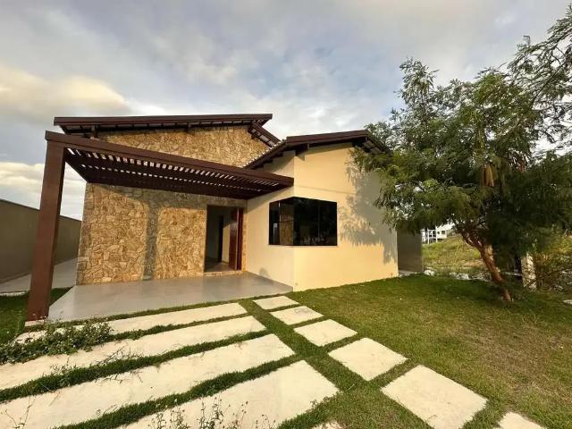Casa / Sobrado em Condomínio para Venda em São Pedro da Aldeia/RJ Nova São Pedro 3 Quartos