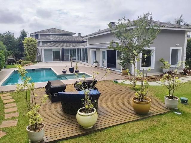 Casa / Sobrado em Condomínio para Venda em São Roque/SP Bairro do Carmo 5 Quartos