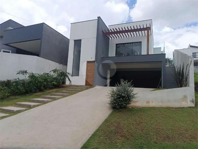 Casa / Sobrado em Condomínio para Venda em São Roque/SP Taipas De Pedras Mailasqui 3 Quartos