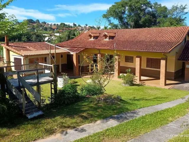 Casa / Sobrado em Condomínio para Venda em São Roque/SP Vale das Flores Canguera 3 Quartos