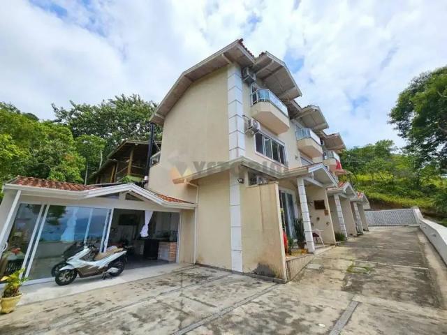 Casa / Sobrado em Condomínio para Venda em São Sebastião/SP Cigarras 3 Quartos