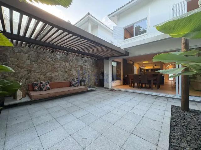 Casa / Sobrado em Condomínio para Venda em São Sebastião/SP Maresias 3 Quartos