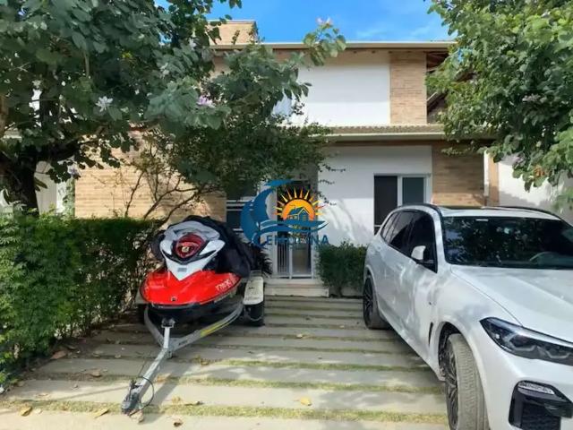 Casa / Sobrado em Condomínio para Venda em São Sebastião/SP Paúba 4 Quartos