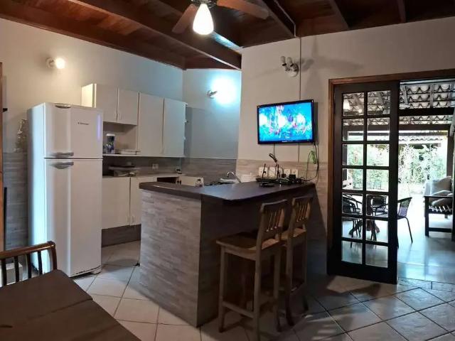 Casa / Sobrado em Condomínio para Venda em São Sebastião/SP Praia de Camburí 3 Quartos