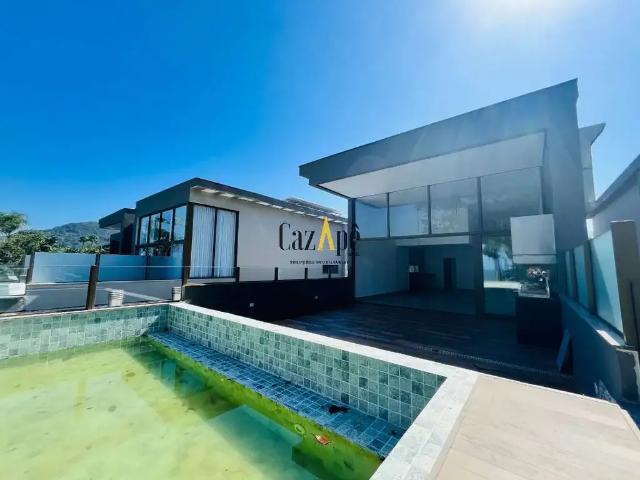 Casa / Sobrado em Condomínio para Venda em São Sebastião/SP Sertão do Camburi 5 Quartos