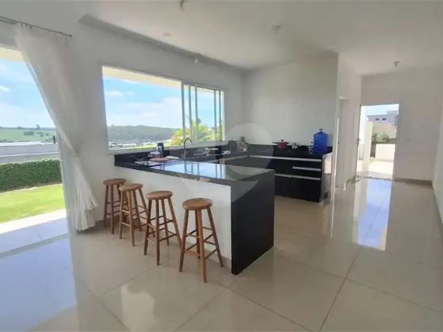 Casa / Sobrado em Condomínio para Venda em Salto de Pirapora/SP Condomínio Fazenda Alta Vista 4 Quartos
