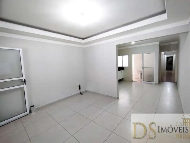 Casa / Sobrado em Condomínio para Venda em Salto/SP Jardim Itaguaçu 3 Quartos