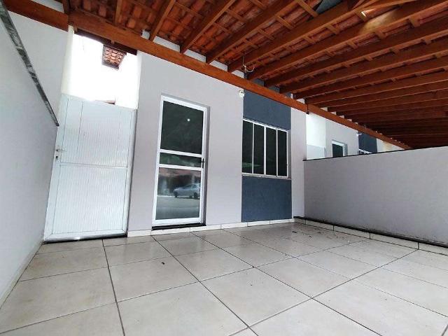 Casa / Sobrado em Condomínio para Venda em Salto/SP Jardim Itaguaçu 3 Quartos