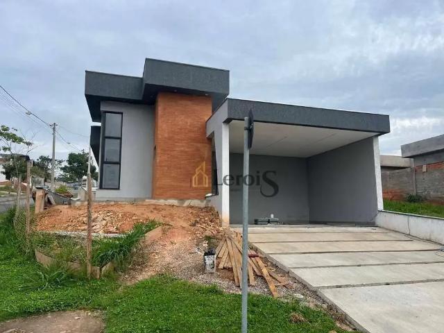 Casa / Sobrado em Condomínio para Venda em Salto/SP Reserva Central Parque 3 Quartos
