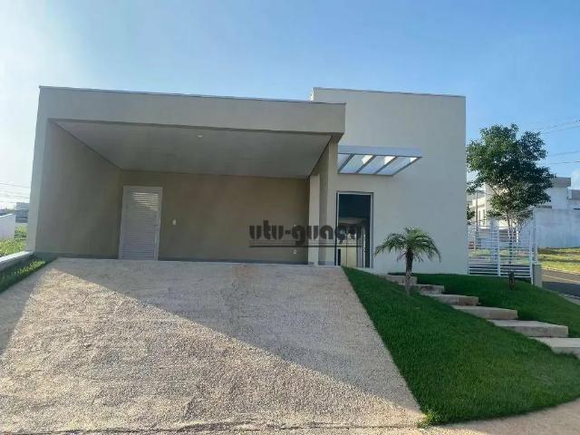 Casa / Sobrado em Condomínio para Venda em Salto/SP Reserva Central Parque 3 Quartos