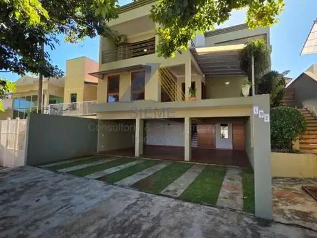 Casa / Sobrado em Condomínio para Venda em Salto/SP Residencial Lagos D'Icaraí 4 Quartos
