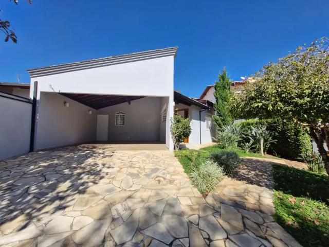 Casa / Sobrado em Condomínio para Venda em Salto/SP Residencial Lagos D'Icaraí 4 Quartos