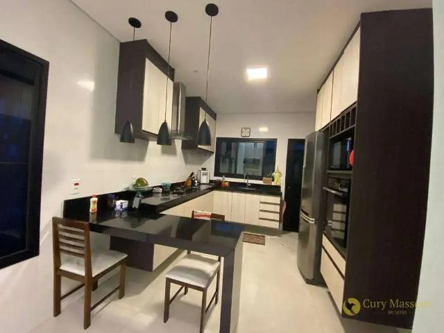 Casa / Sobrado em Condomínio para Venda em Salto/SP Residencial Lagos D'Icaraí 3 Quartos