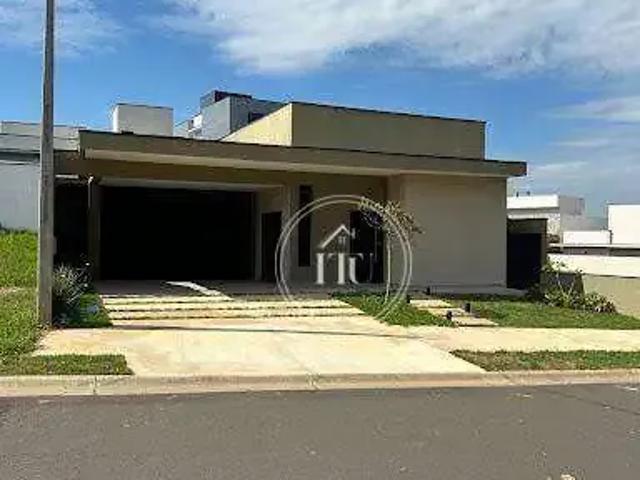 Casa / Sobrado em Condomínio para Venda em Salto/SP Residencial Lagos D'Icaraí 3 Quartos