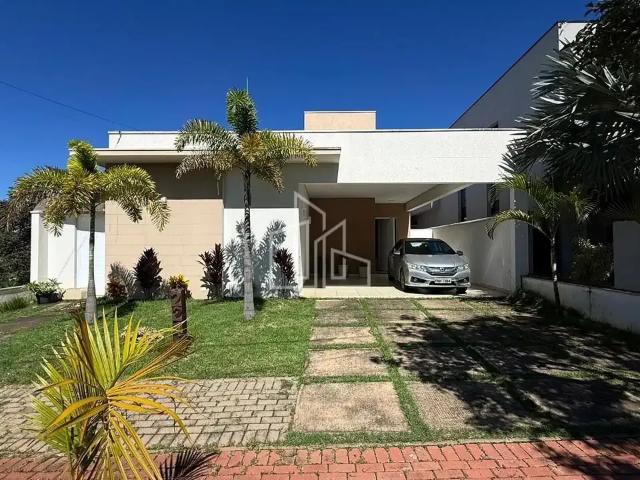 Casa / Sobrado em Condomínio para Venda em Salto/SP Residencial Lagos D'Icaraí 3 Quartos