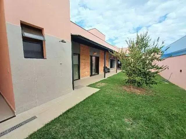 Casa / Sobrado em Condomínio para Venda em Salto/SP Residencial Lagos D'Icaraí 3 Quartos
