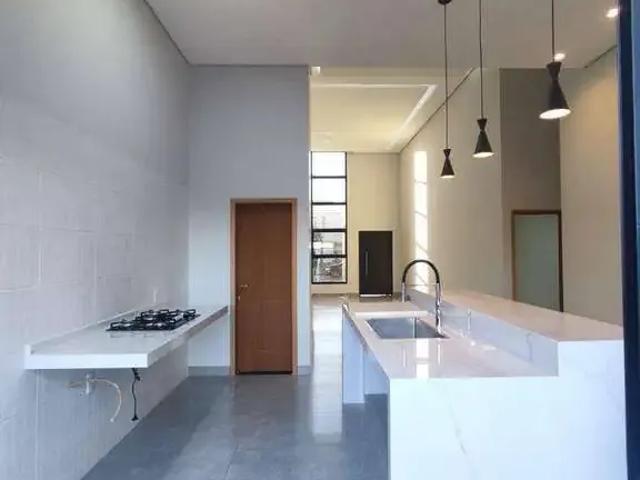 Casa / Sobrado em Condomínio para Venda em Salto/SP Residencial Lagos D'Icaraí 3 Quartos