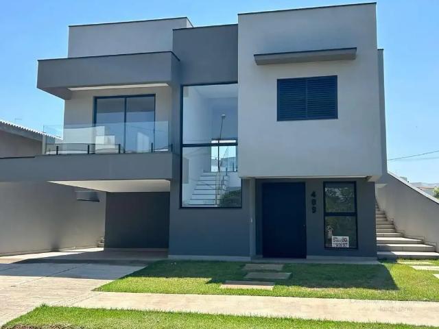 Casa / Sobrado em Condomínio para Venda em Salto/SP Residencial Lagos D'Icaraí 3 Quartos
