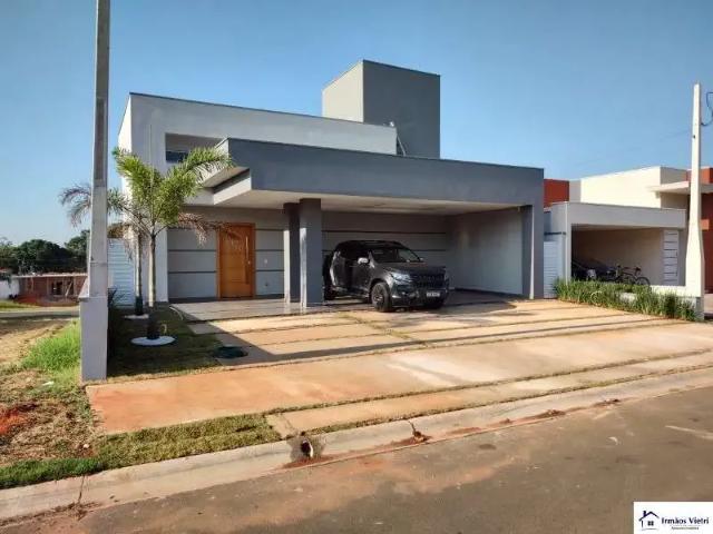 Casa / Sobrado em Condomínio para Venda em Salto/SP Residencial Lagos D'Icaraí 3 Quartos