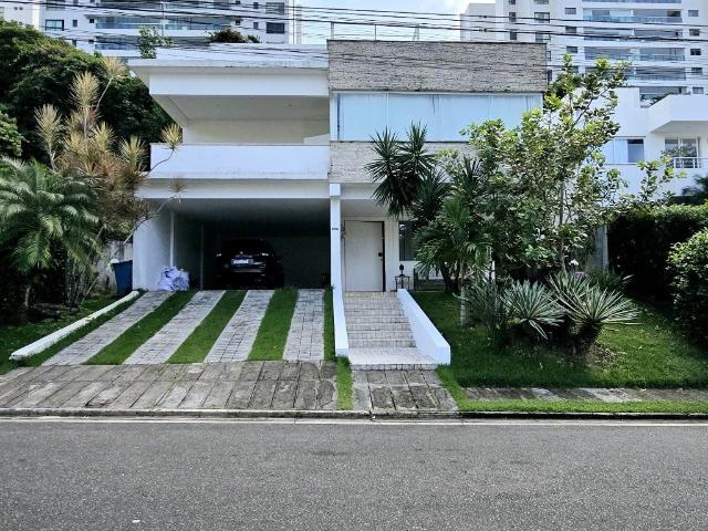 Casa / Sobrado em Condomínio para Venda em Salvador/BA Alphaville I 6 Quartos