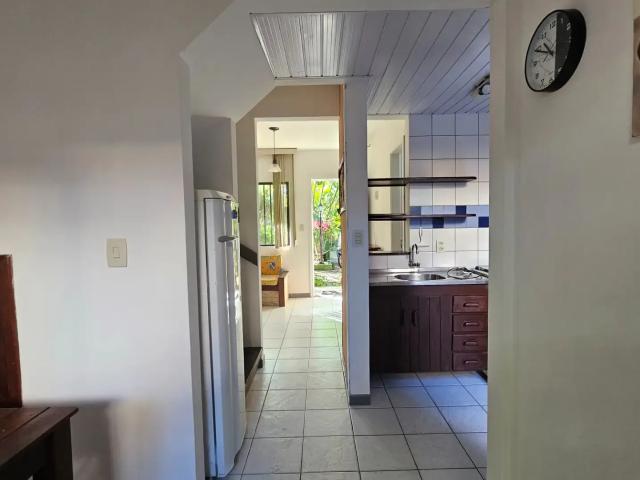 Casa / Sobrado em Condomínio para Venda em Salvador/BA Itapuã 2 Quartos