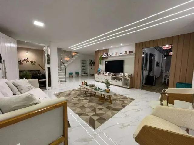 Casa / Sobrado em Condomínio para Venda em Salvador/BA Itapuã 4 Quartos