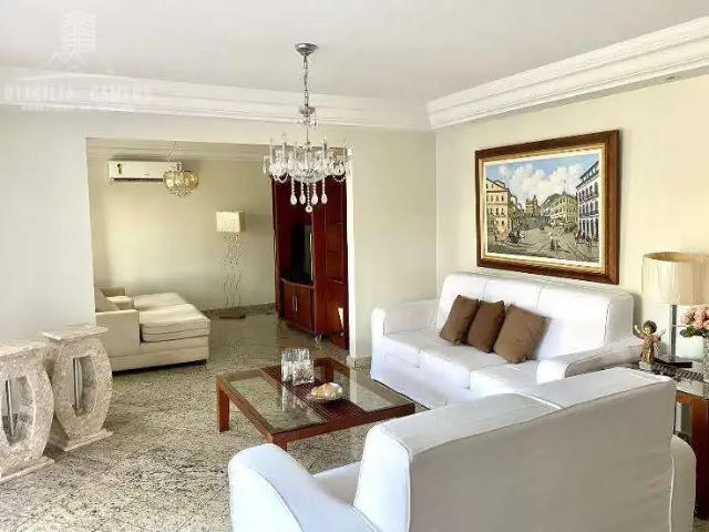 Casa / Sobrado em Condomínio para Venda em Salvador/BA Jaguaribe 4 Quartos