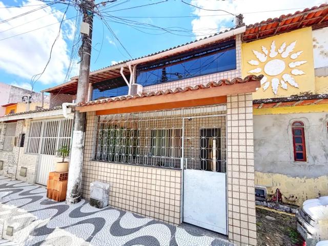 Casa / Sobrado em Condomínio para Venda em Salvador/BA Stella Maris 2 Quartos
