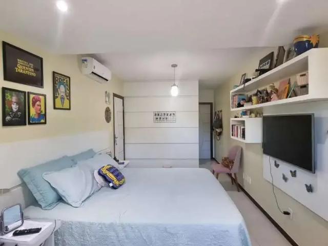 Casa / Sobrado em Condomínio para Venda em Salvador/BA Patamares 3 Quartos