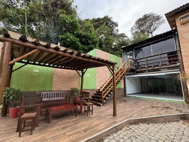 Casa / Sobrado em Condomínio para Venda em Salvador/BA Patamares 5 Quartos