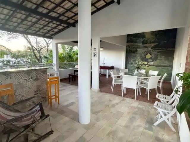 Casa / Sobrado em Condomínio para Venda em Salvador/BA Patamares 5 Quartos