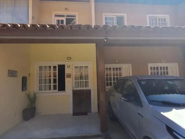 Casa / Sobrado em Condomínio para Venda em Salvador/BA Pituaçu 3 Quartos
