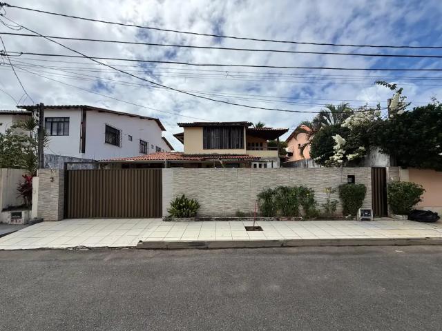 Casa / Sobrado em Condomínio para Venda em Salvador/BA Piatã 4 Quartos