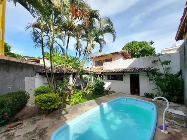 Casa / Sobrado em Condomínio para Venda em Salvador/BA Piatã 4 Quartos
