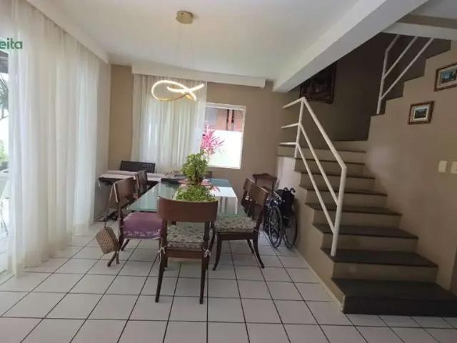 Casa / Sobrado em Condomínio para Venda em Salvador/BA Piatã 4 Quartos