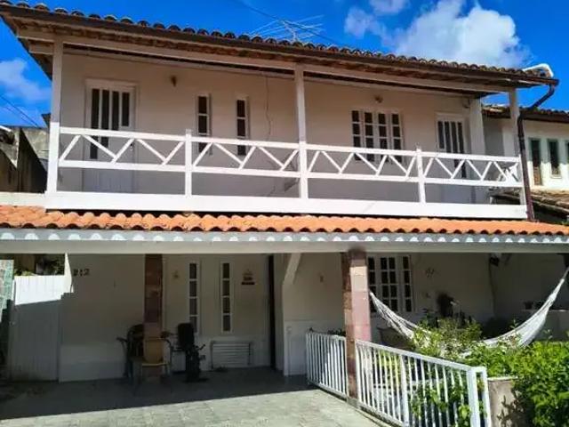 Casa / Sobrado em Condomínio para Venda em Salvador/BA Piatã 5 Quartos