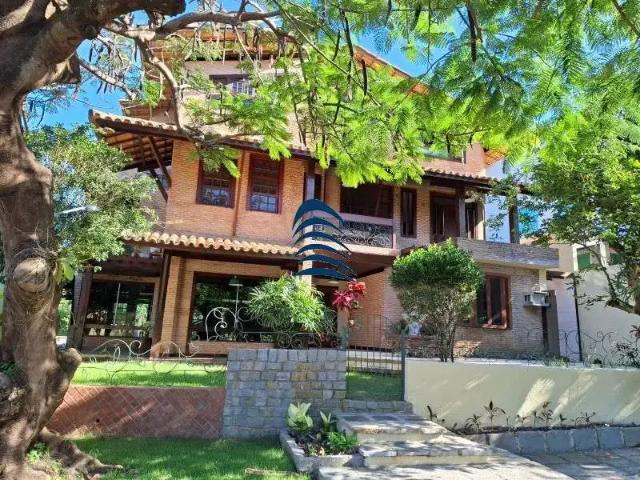 Casa / Sobrado em Condomínio para Venda em Salvador/BA Piatã 5 Quartos