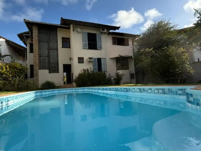 Casa / Sobrado em Condomínio para Venda em Salvador/BA Piatã 5 Quartos