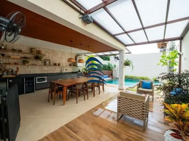 Casa / Sobrado em Condomínio para Venda em Salvador/BA Piatã 5 Quartos
