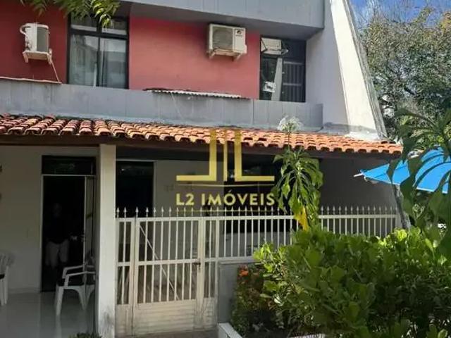 Casa / Sobrado em Condomínio para Venda em Salvador/BA Piatã 5 Quartos