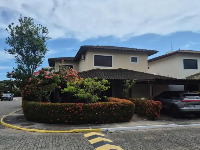 Casa / Sobrado em Condomínio para Venda em Salvador/BA Piatã 5 Quartos