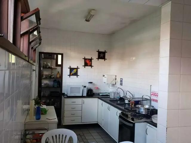 Casa / Sobrado em Condomínio para Venda em Salvador/BA Piatã 5 Quartos