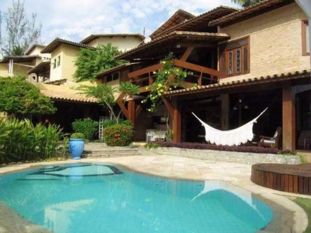 Casa / Sobrado em Condomínio para Venda em Salvador/BA Piatã 5 Quartos