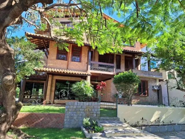 Casa / Sobrado em Condomínio para Venda em Salvador/BA Piatã 5 Quartos