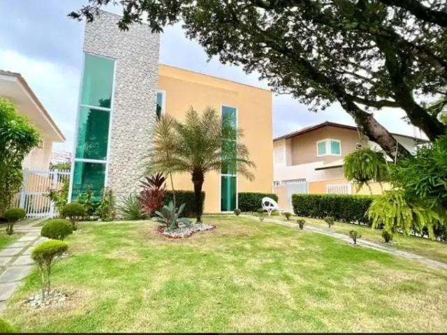 Casa / Sobrado em Condomínio para Venda em Salvador/BA Piatã 6 Quartos