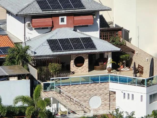 Casa / Sobrado em Condomínio para Venda em Salvador/BA Piatã 3 Quartos