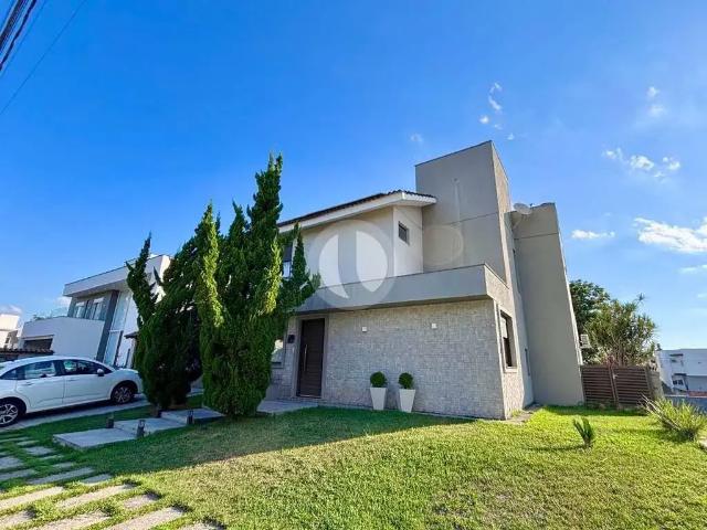 Casa / Sobrado em Condomínio para Venda em Santa Maria/RS Tomazetti 4 Quartos